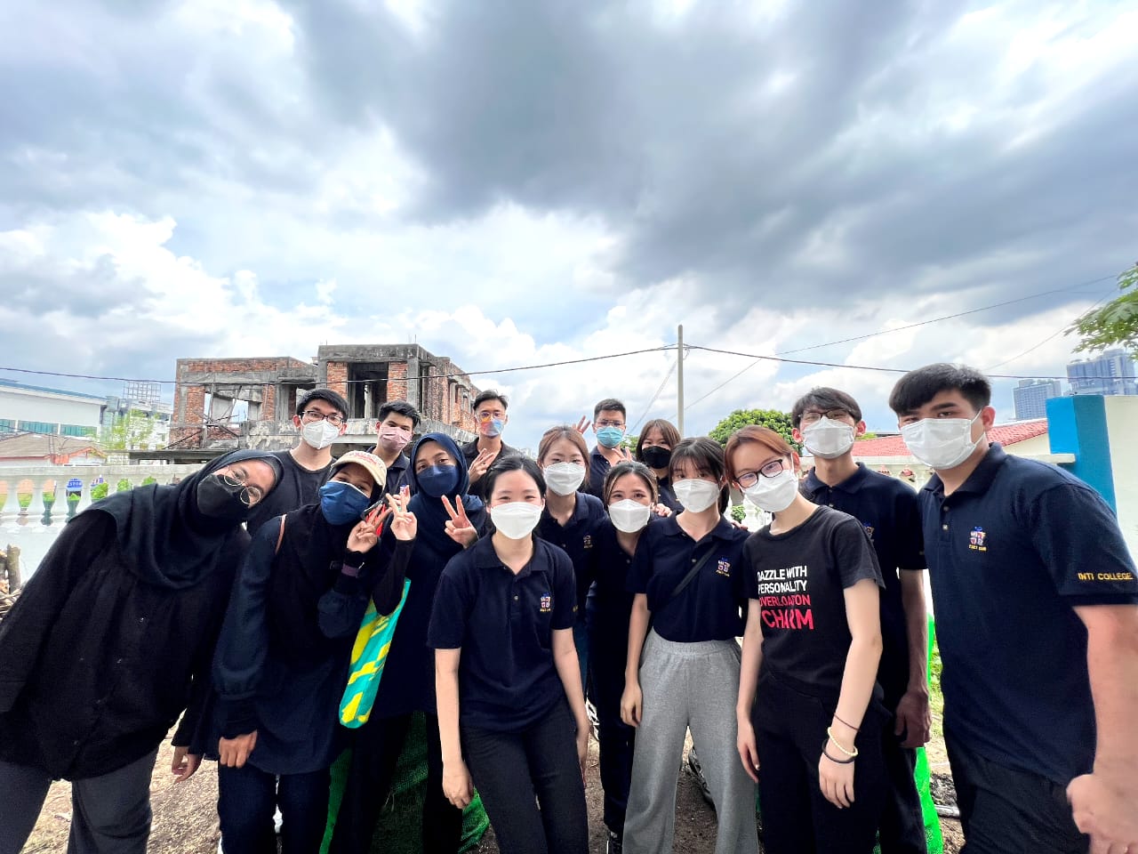 INTI Students Build Sustainable Garden Towers for Old Folks Homes